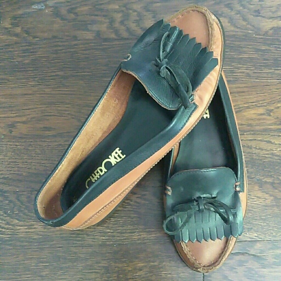 Cherokee | Shoes | Cherokee Vintage Kilty Brown Black Leather Loafers ...